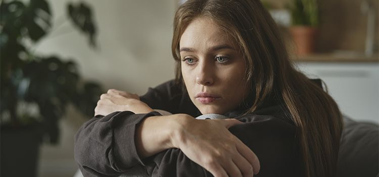 Sono da sola, sono da solo. Perché succede e come tornare felici